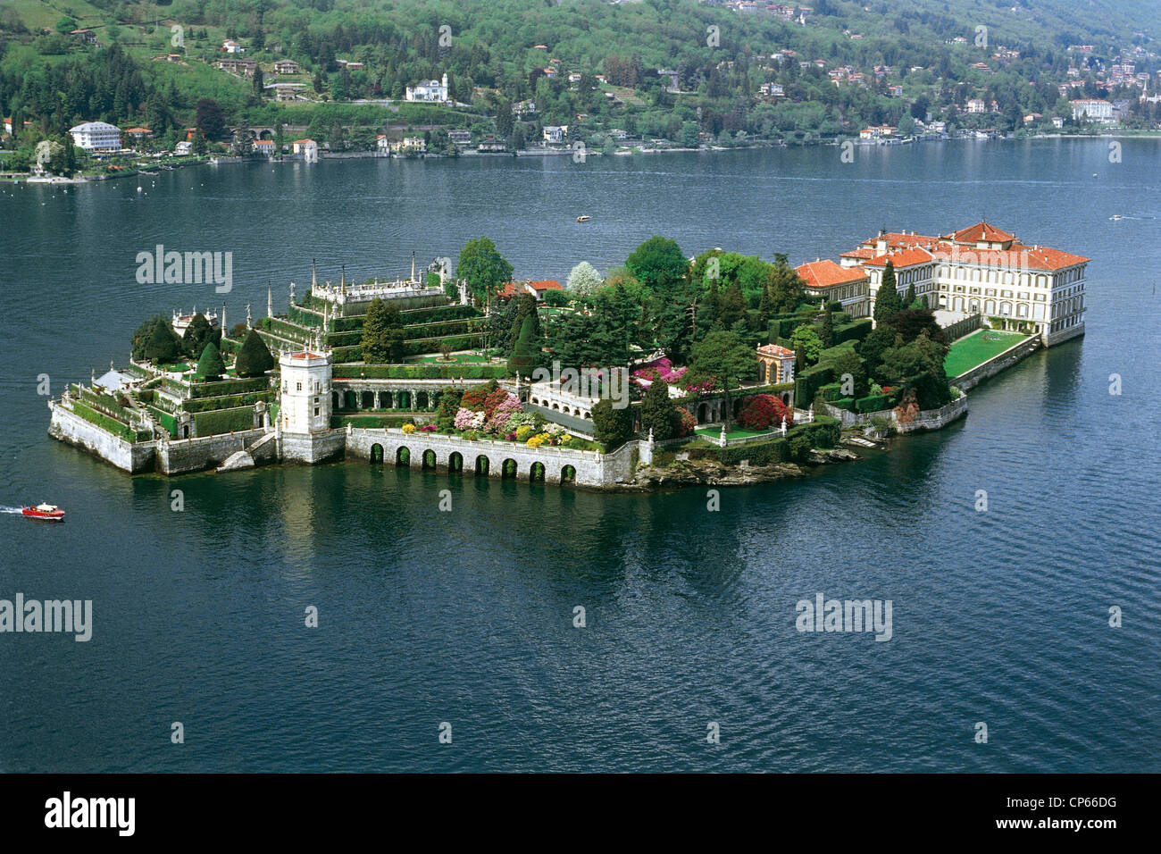 Lake maggiore island aerial bella hi-res stock photography and images ...