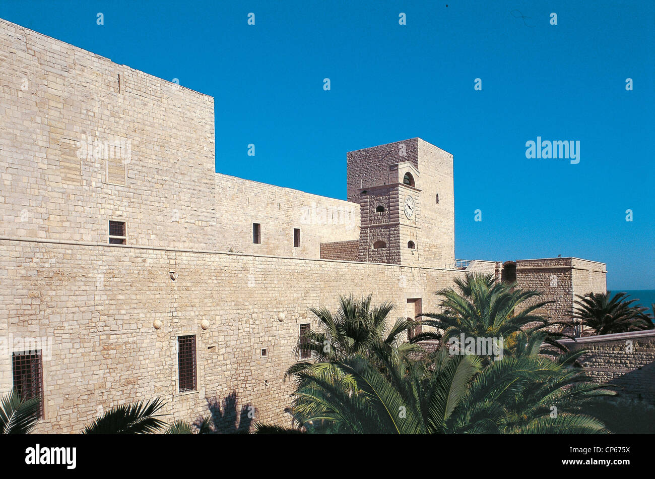 Puglia - Trani (Ba). Castle Stock Photo - Alamy