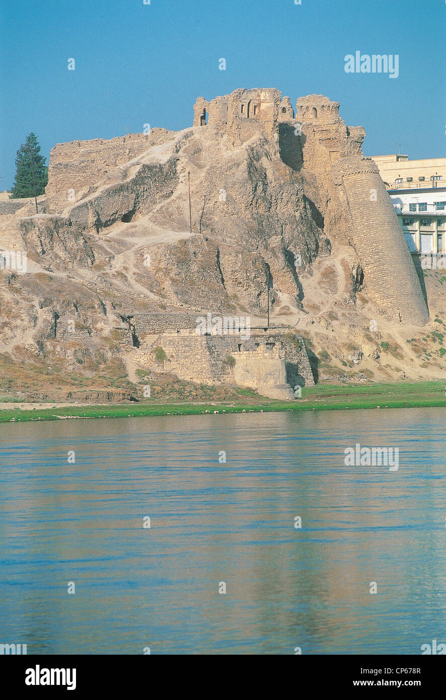 Iraq - Mosul. Fortress Taby Bash on the Tigris River Stock Photo - Alamy