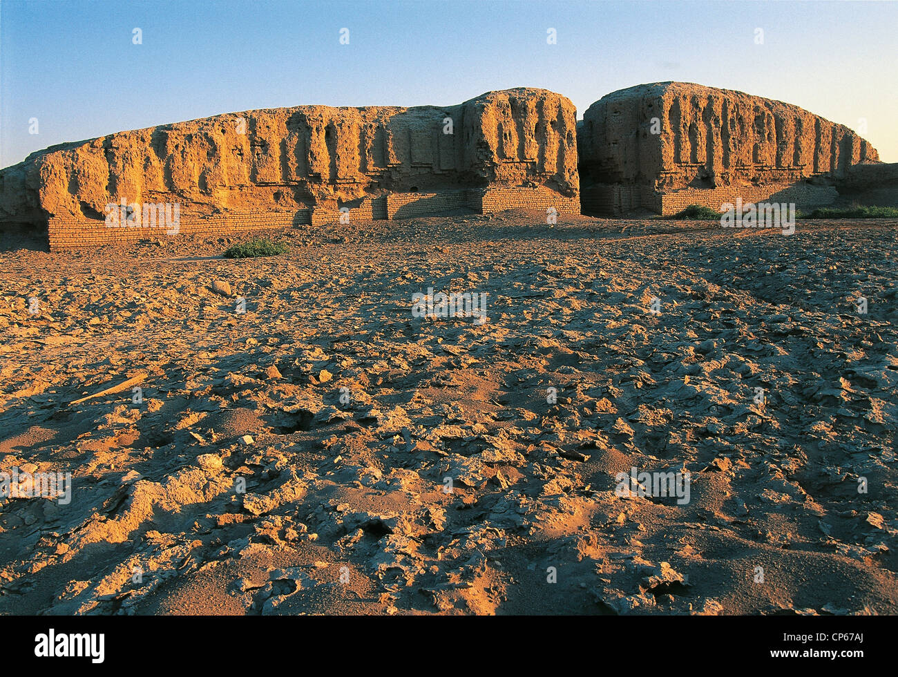 Kish hi-res stock photography and images - Alamy