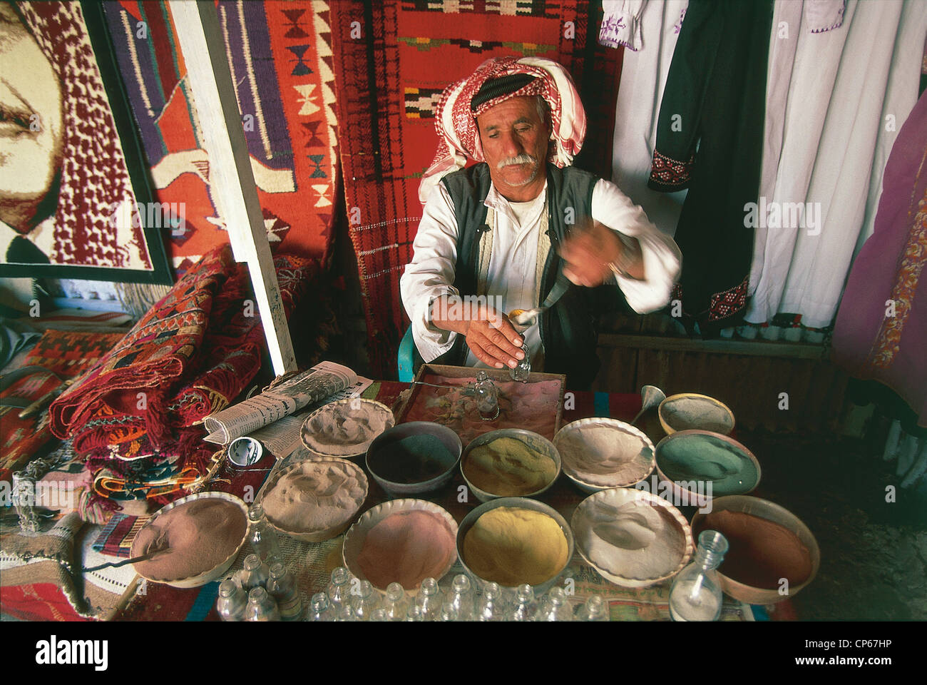 Jordan handicrafts hi-res stock photography and images - Alamy