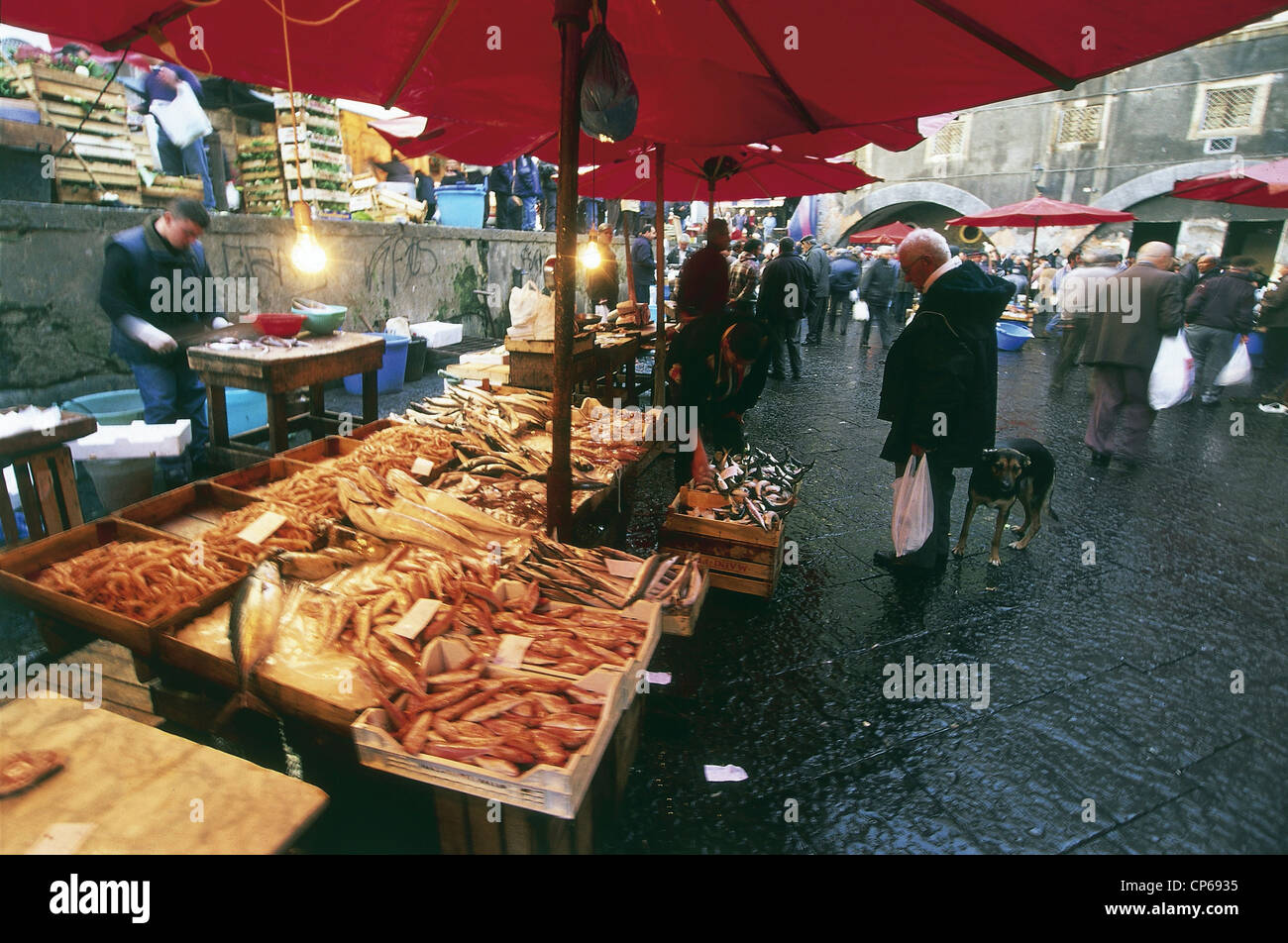 Sicily - Catania. Fish Market. Daily market fish Stock Photo - Alamy