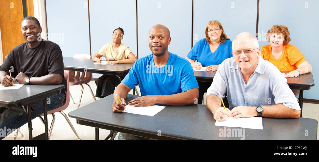 Middle school class wide hi-res stock photography and images - Alamy