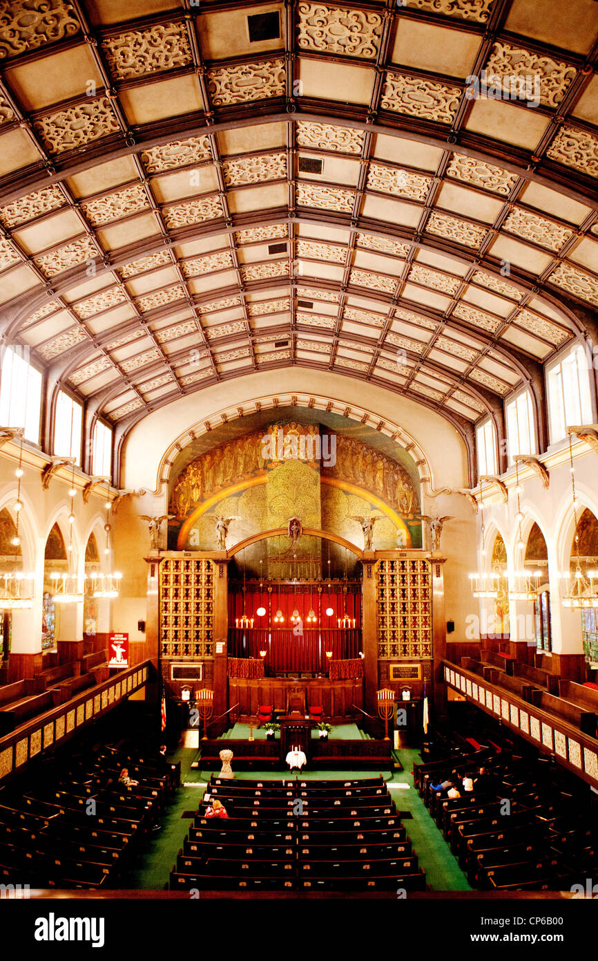 Second presbyterian church chicago hi-res stock photography and images ...