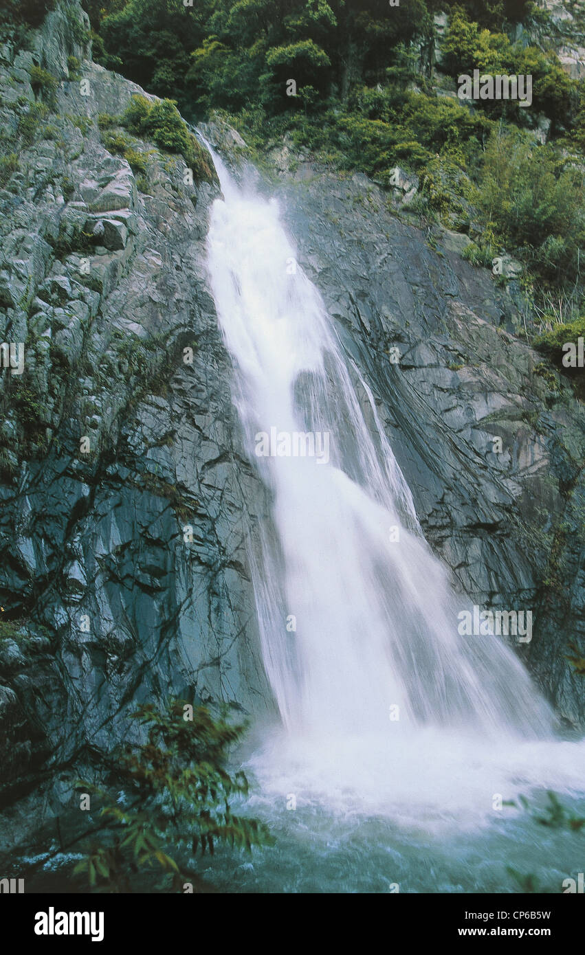 Nunobiki waterfall hi-res stock photography and images - Alamy
