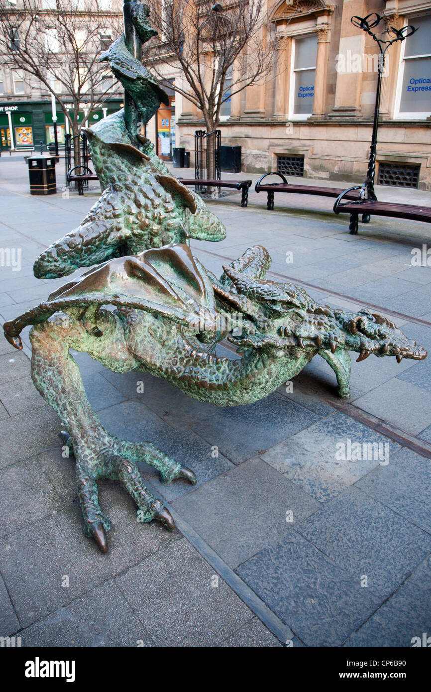 The Dundee Dragon Dundee Scotland Stock Photo - Alamy