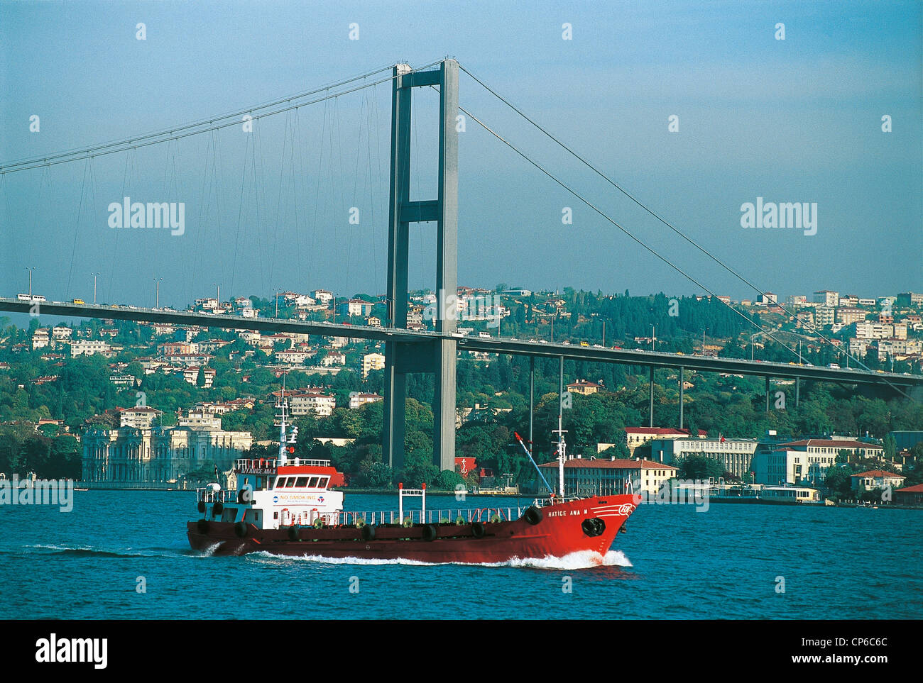 ISTANBUL TURKEY MERCHANT SHIP along the Bosphorus Stock Photo - Alamy