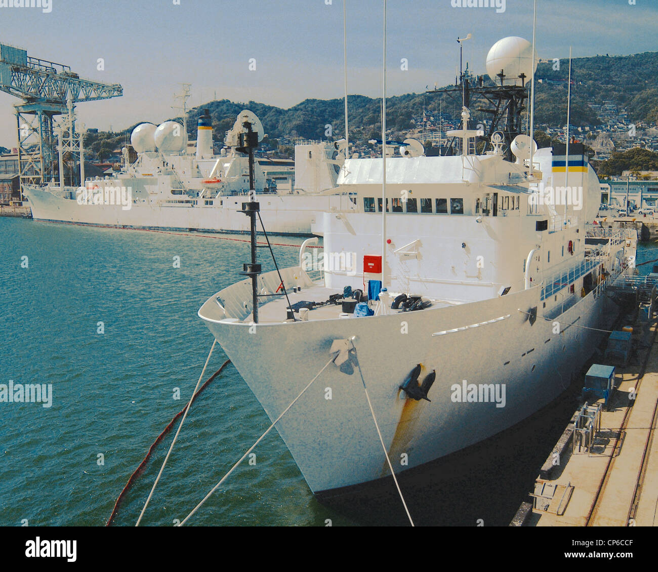 Usns observation island t agm 23 and usns invincible t agm 24 at sasebo ...