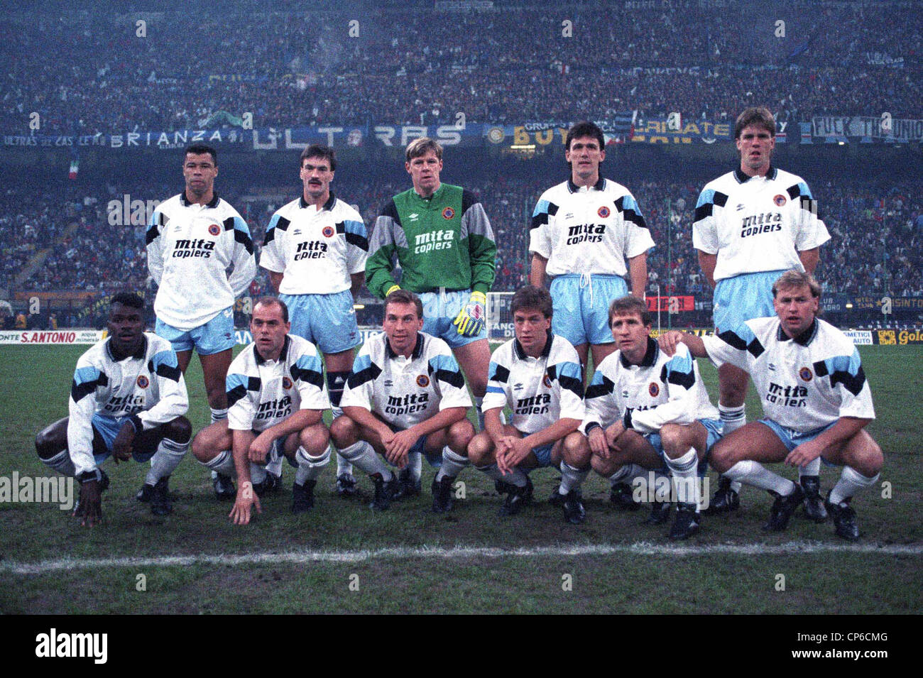 David platt 1990 aston villa hi-res stock photography and images - Alamy