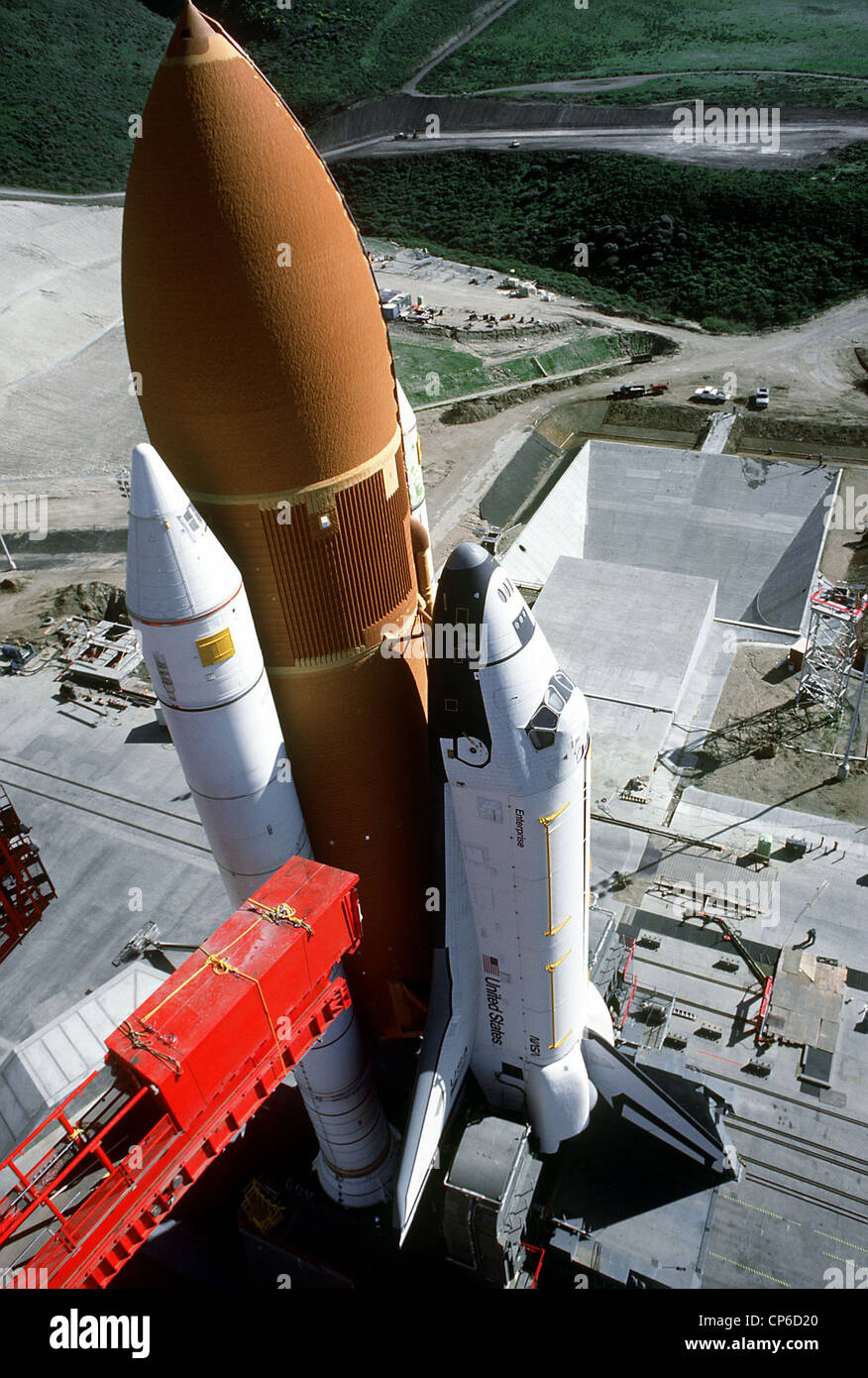 The access tower and launch mount hi-res stock photography and images ...