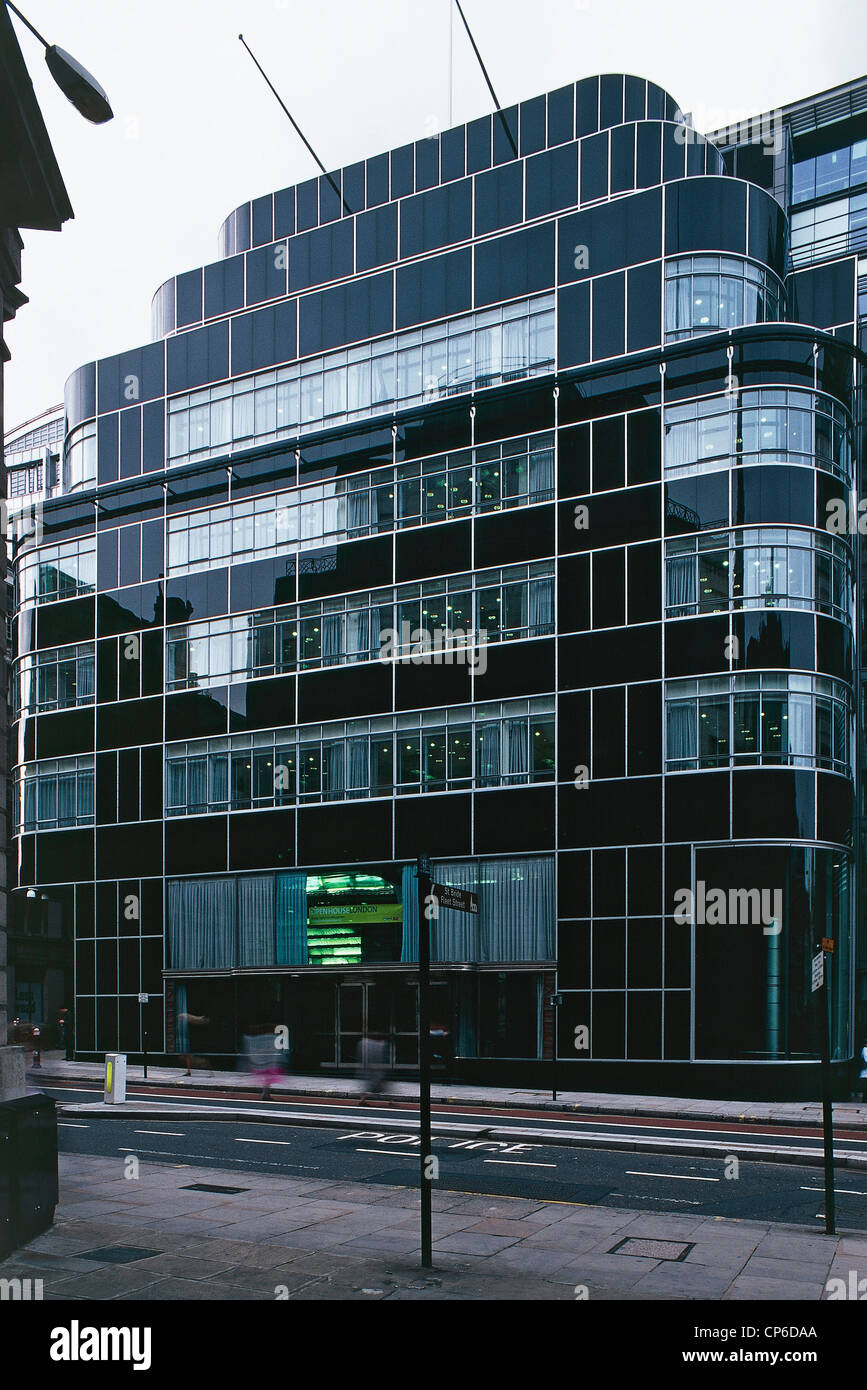 United Kingdom - England - London, Fleet Street. The Daily Express ...