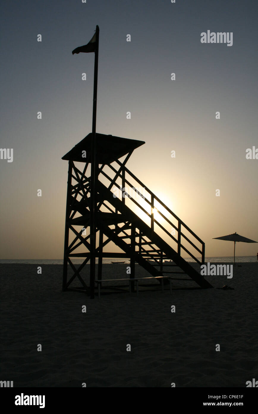 Lifeguard lookout hi-res stock photography and images - Alamy