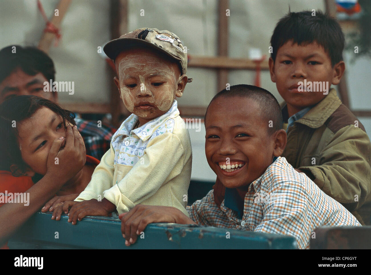Myanmar (Burma) - Mandalay, children Stock Photo - Alamy