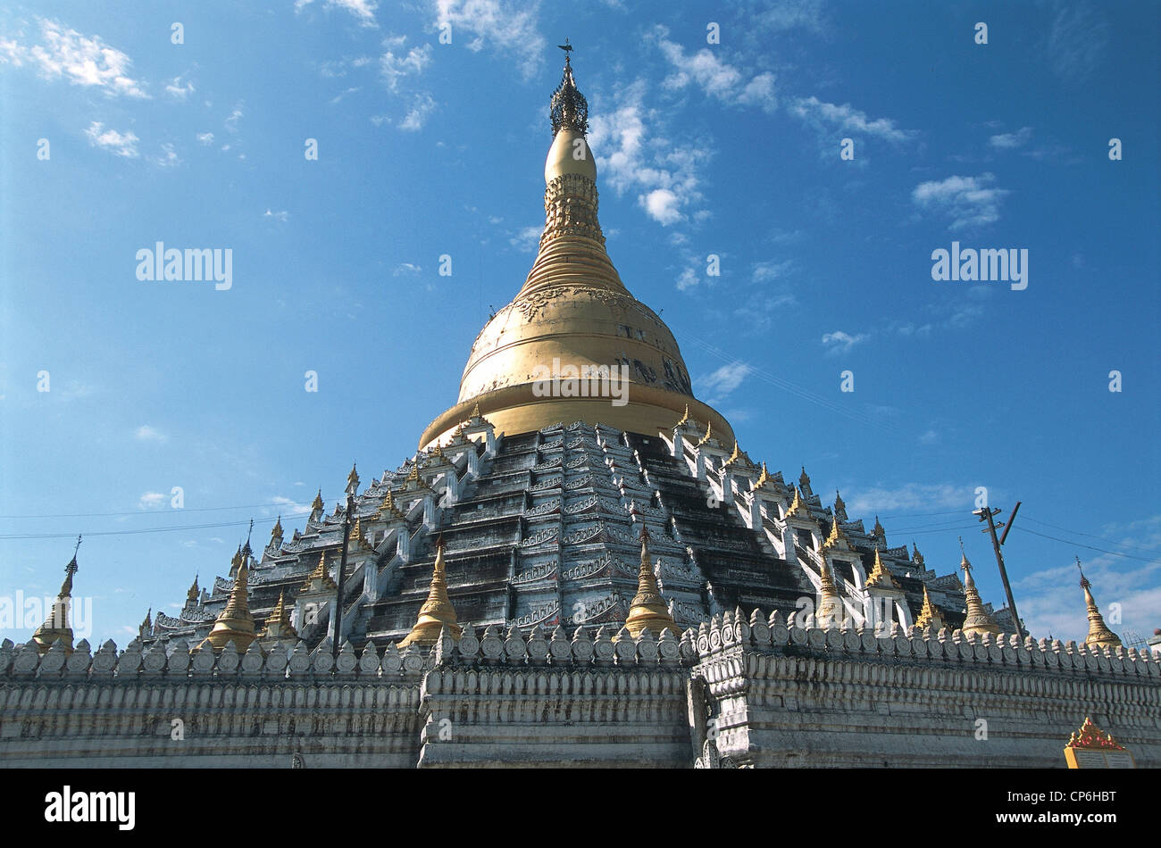 Myanmar (Burma) - Bago (Pegu), the pagoda Mahazedi Stock Photo - Alamy