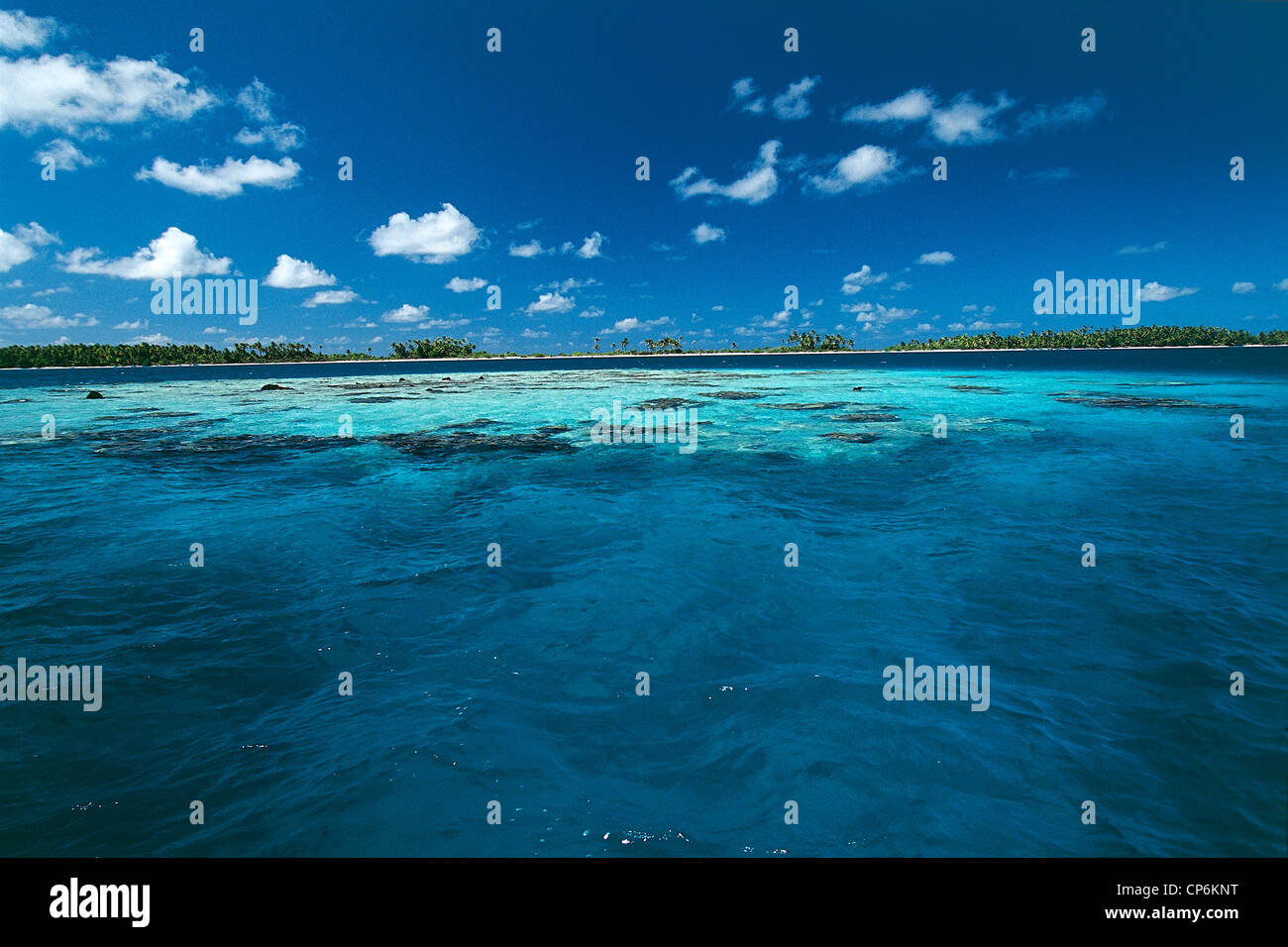 FRENCH POLYNESIA Tuamotu Islands MANIHI LAGUNA Stock Photo - Alamy