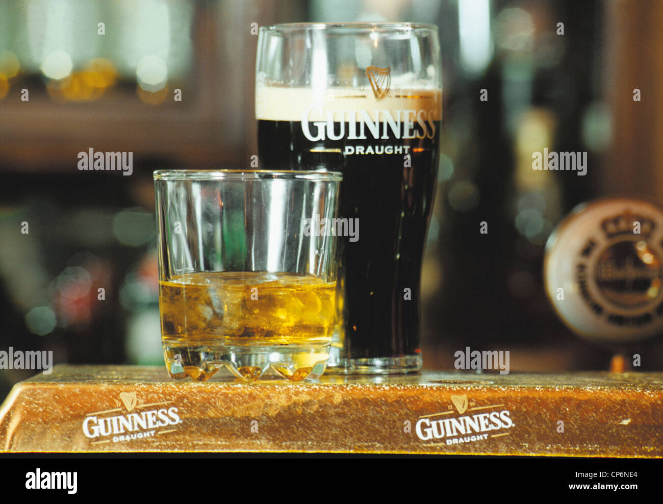 Ireland Dublin City Centre 'Pub Nancy Hands Stock Photo - Alamy