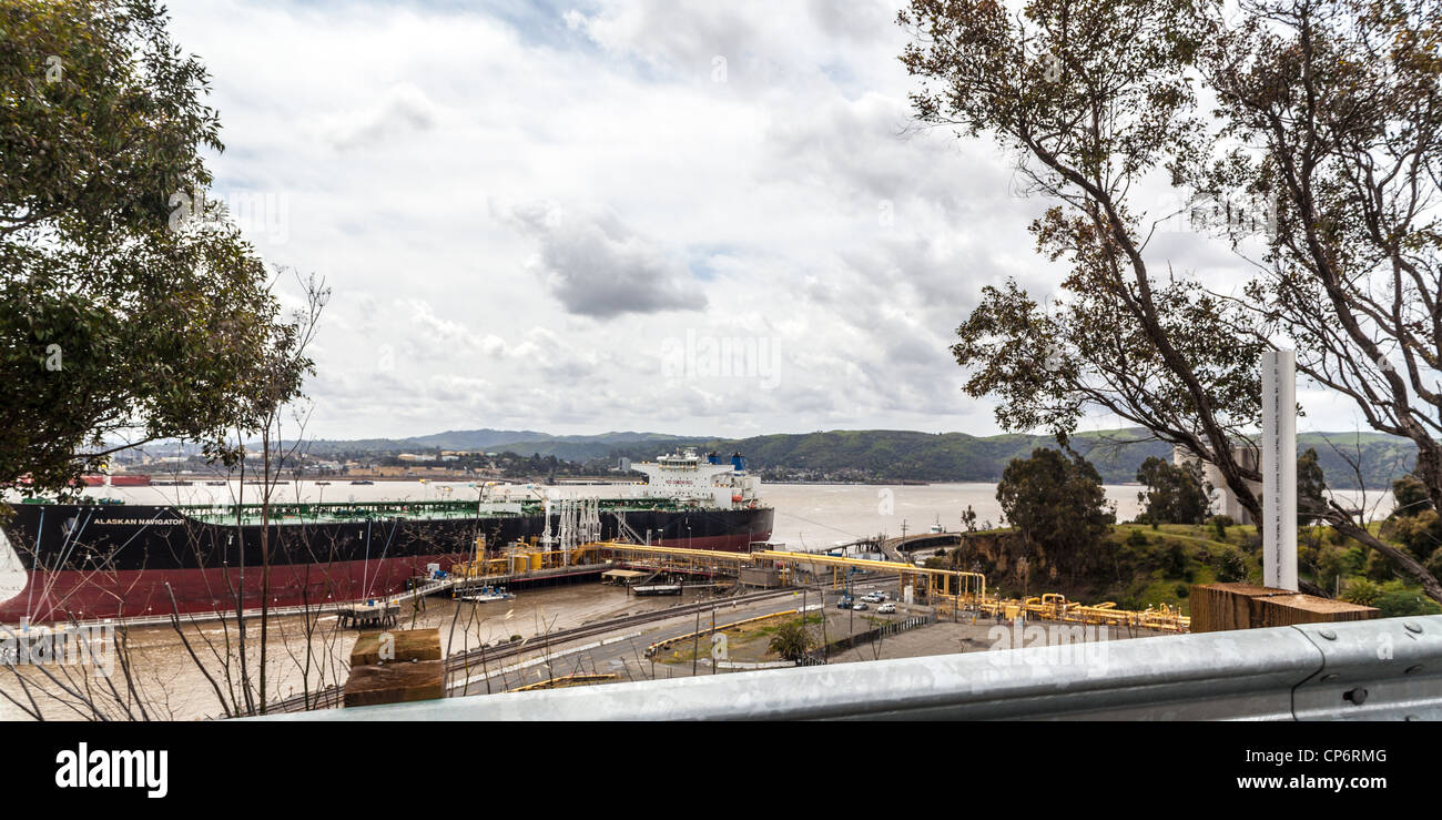 Oil refineries in Benicia California Stock Photo - Alamy