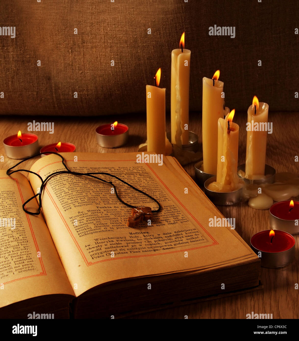Wooden Cross over Open Old Testaments Still Life Stock Photo - Alamy