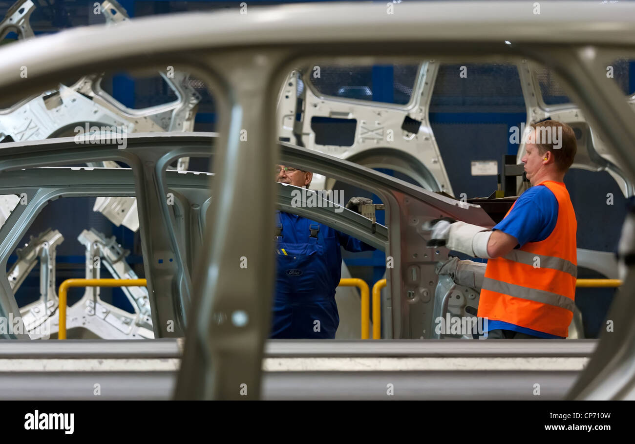 Ford factory hi-res stock photography and images - Alamy