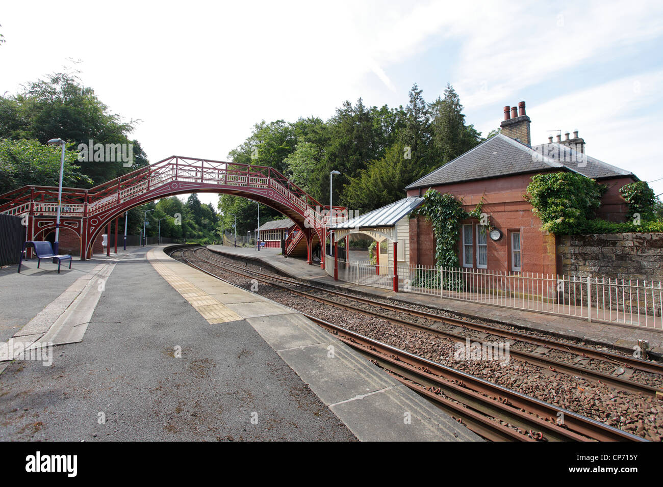 Foot bridge over the railway tracks looking west at Wetheral Station in ...