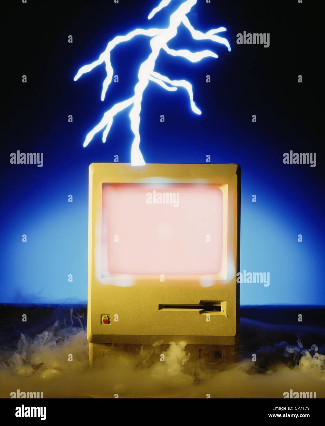 Old lightning hi-res stock photography and images - Alamy