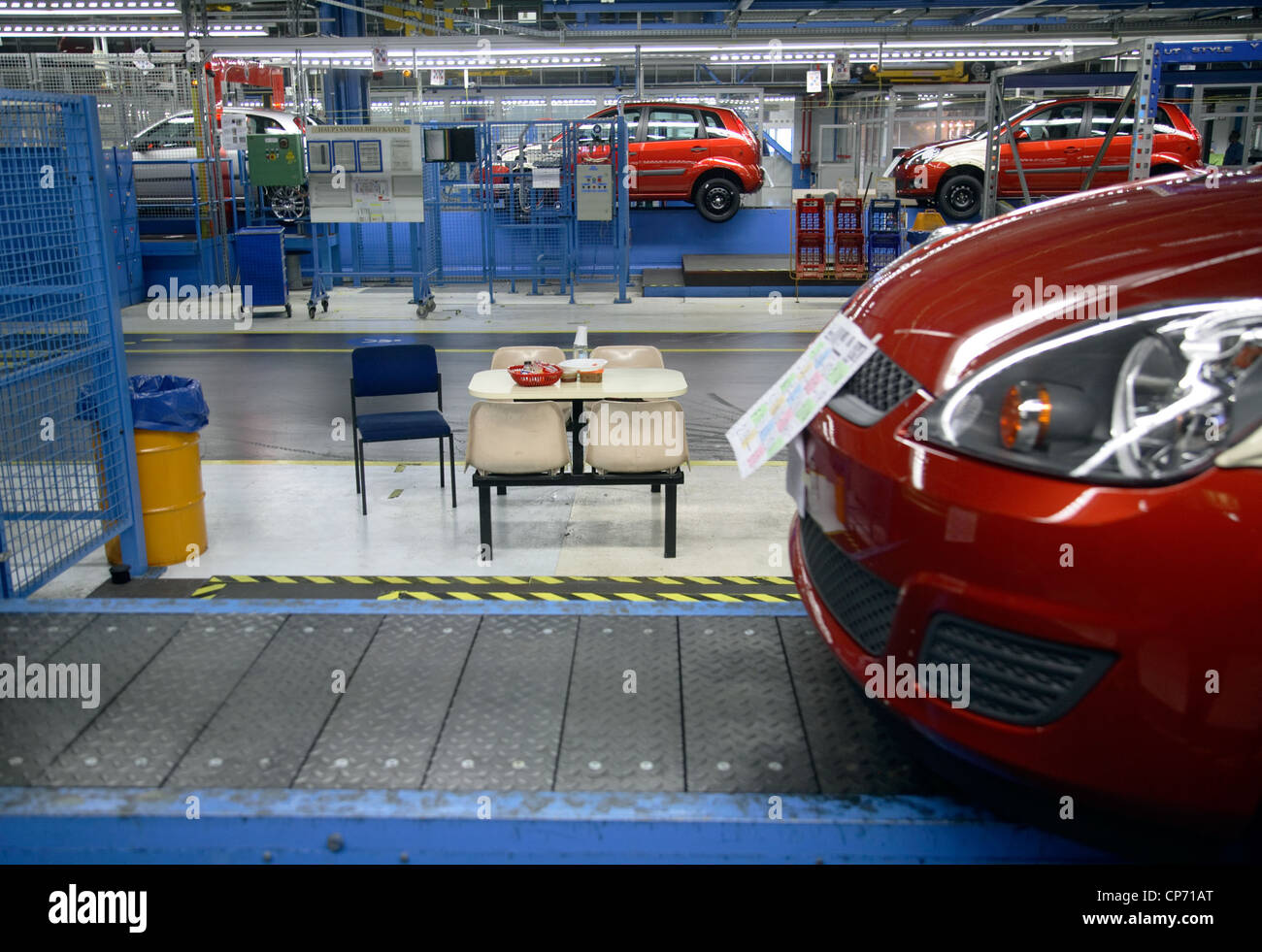 Car production at the Ford factory in Cologne, Germany Stock Photo - Alamy