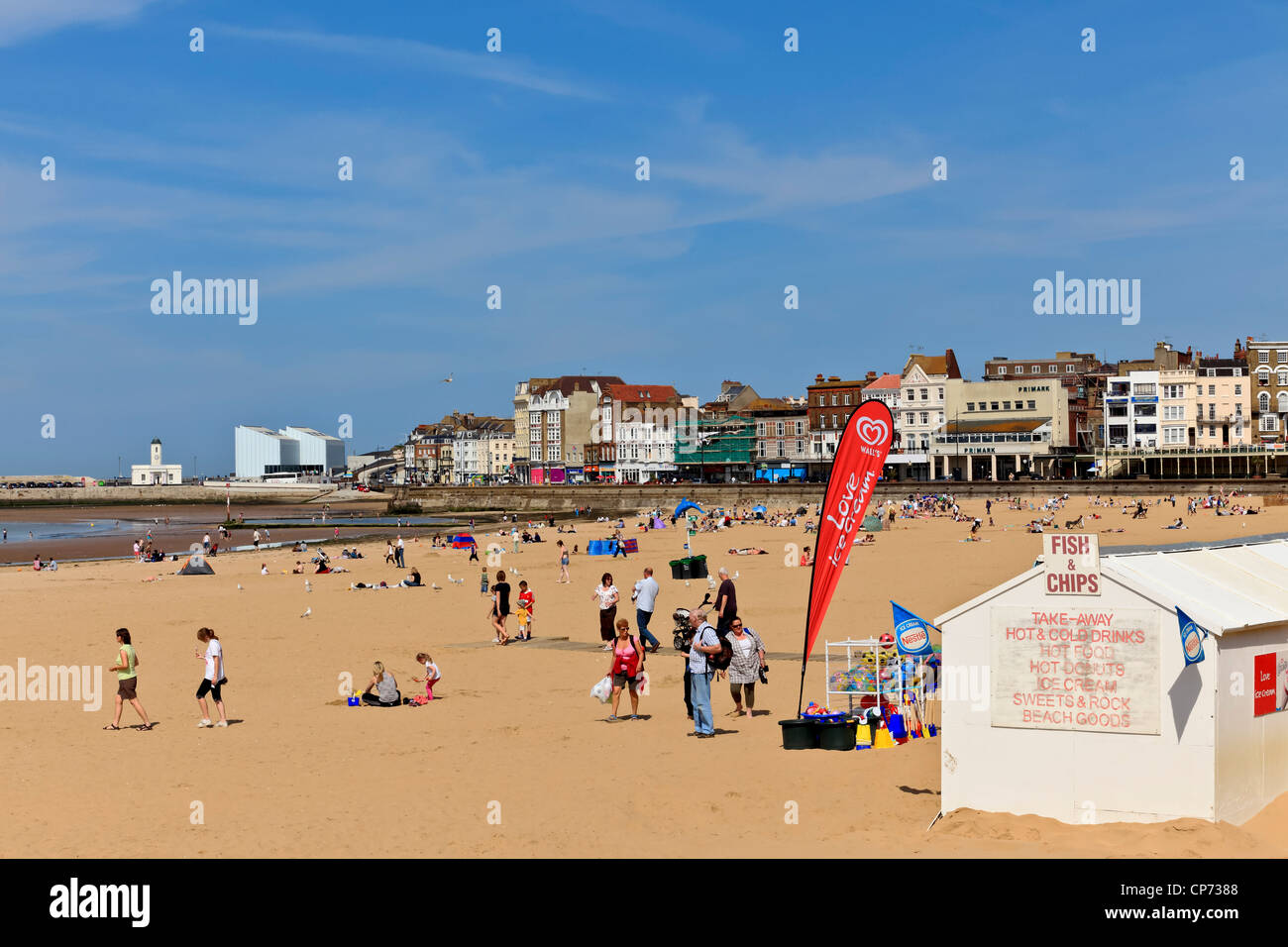 Margate uk beach hi-res stock photography and images - Alamy