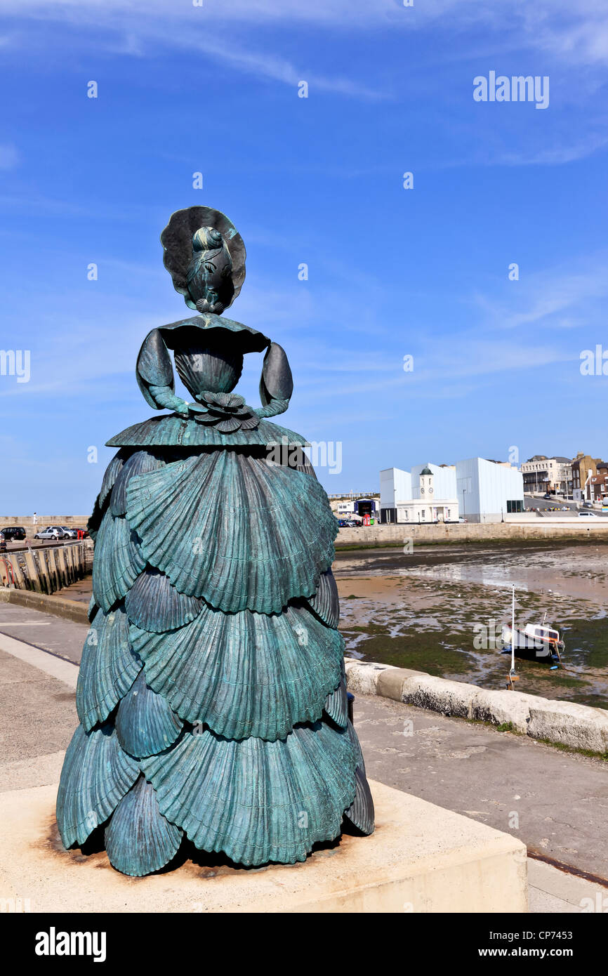 3861. Mrs Booth, Shell Lady of Margate, Margate, Kent, UK Stock Photo ...