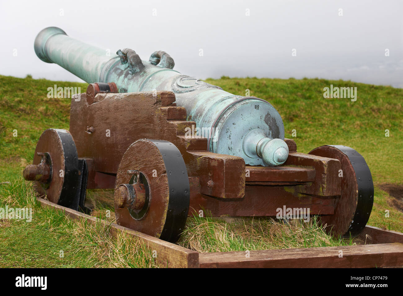 Vintage cannon on fortress wall hi-res stock photography and images - Alamy