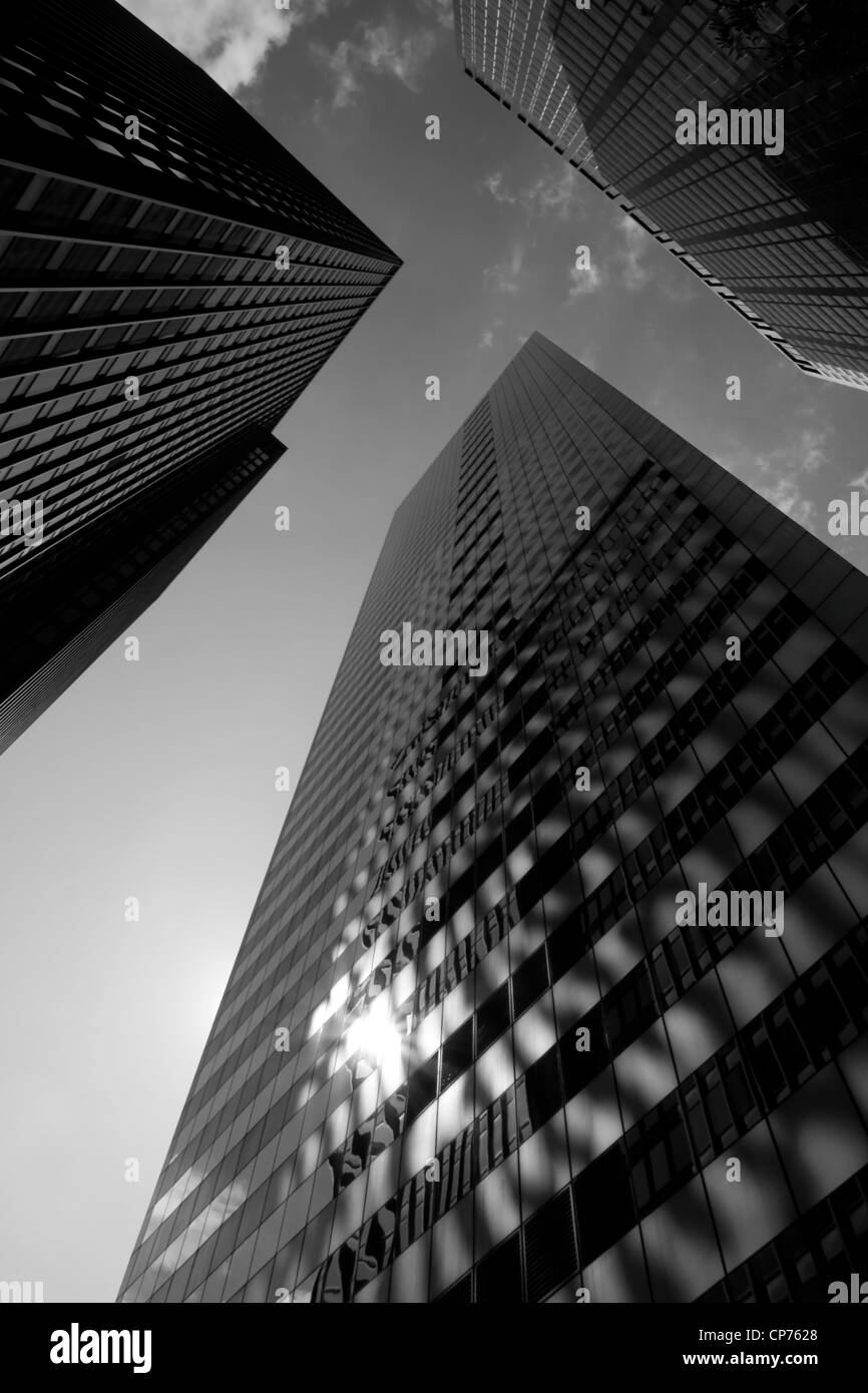 High rise building glass area Black and White Stock Photos & Images - Alamy