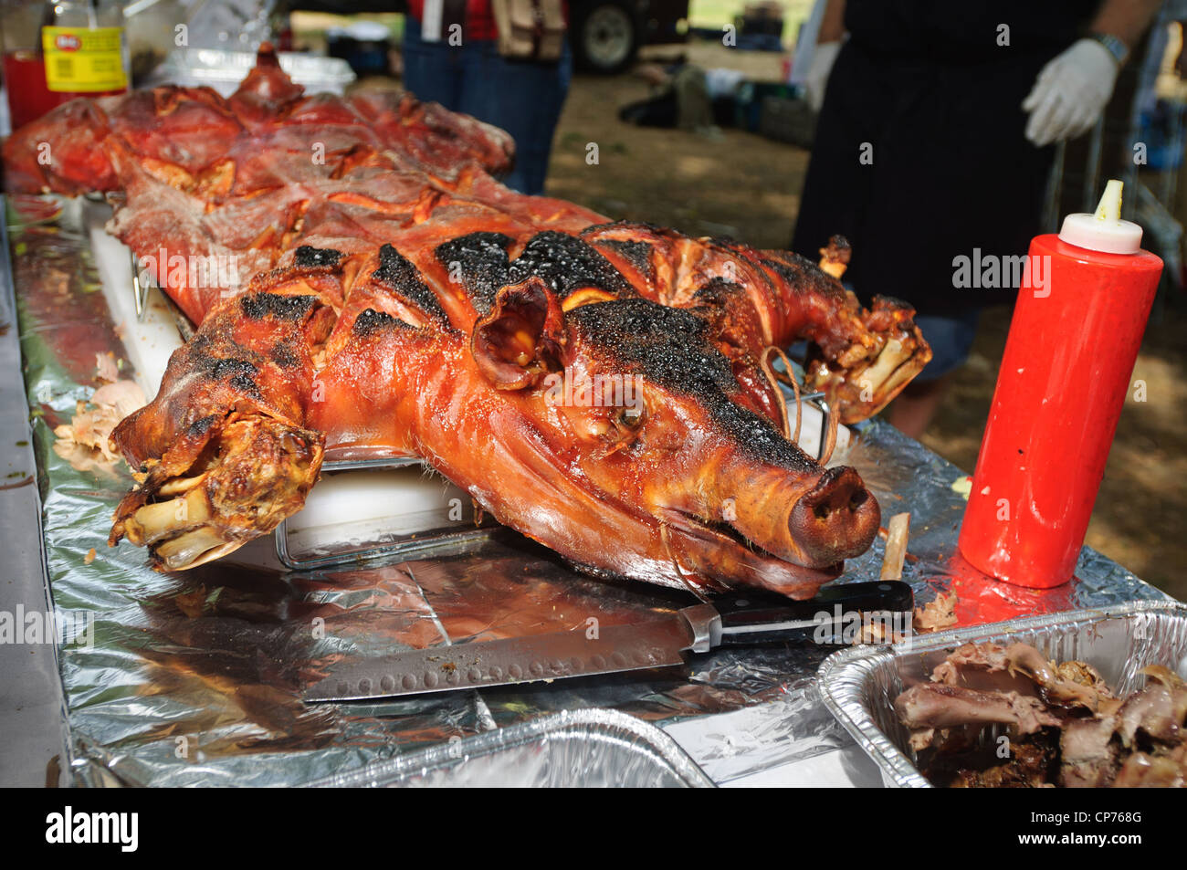 Roasted pig hi-res stock photography and images - Alamy