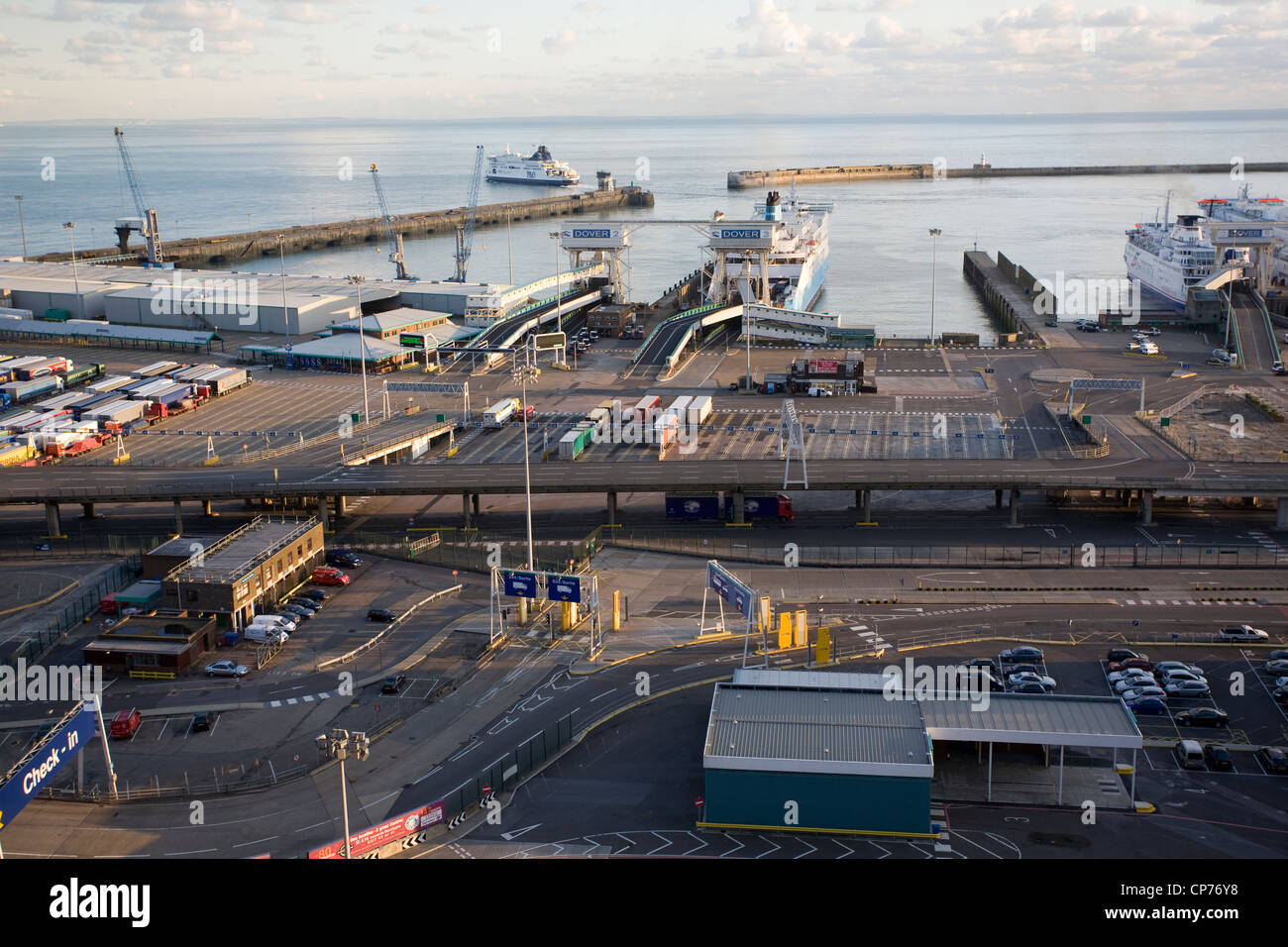 Harbour layout hi-res stock photography and images - Alamy