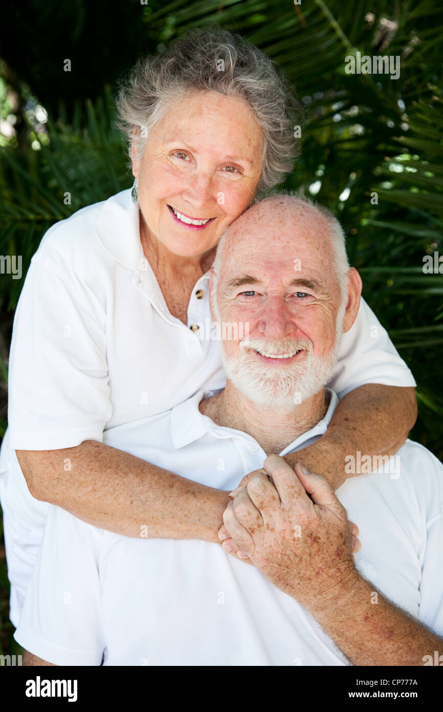 Elderly still in love hi-res stock photography and images - Alamy