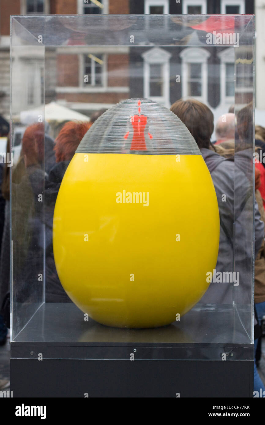 Faberges Egg Hunt High Resolution Stock Photography and Images - Alamy