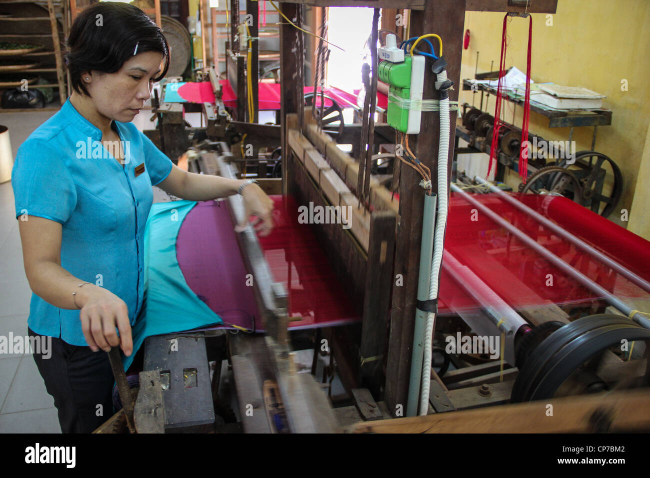 Silk weaving history hi-res stock photography and images - Alamy