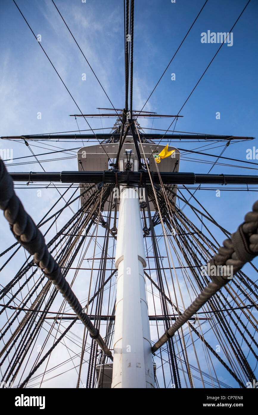 Rigging uss constitution hi-res stock photography and images - Alamy