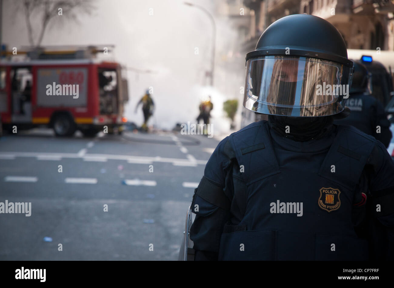 Firemen strike hi-res stock photography and images - Alamy