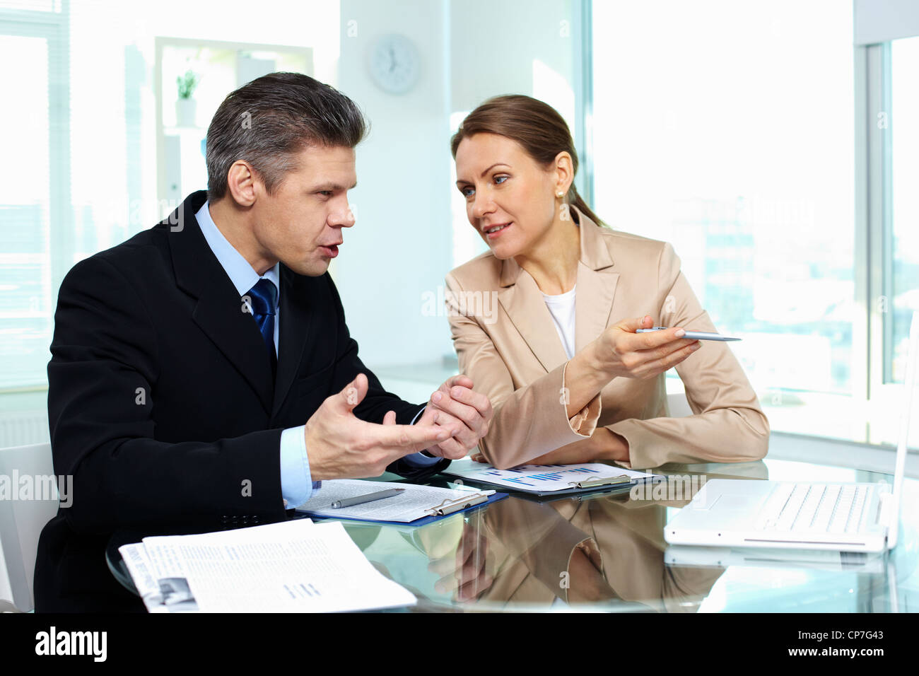 Formally dressed people in office hi-res stock photography and images ...