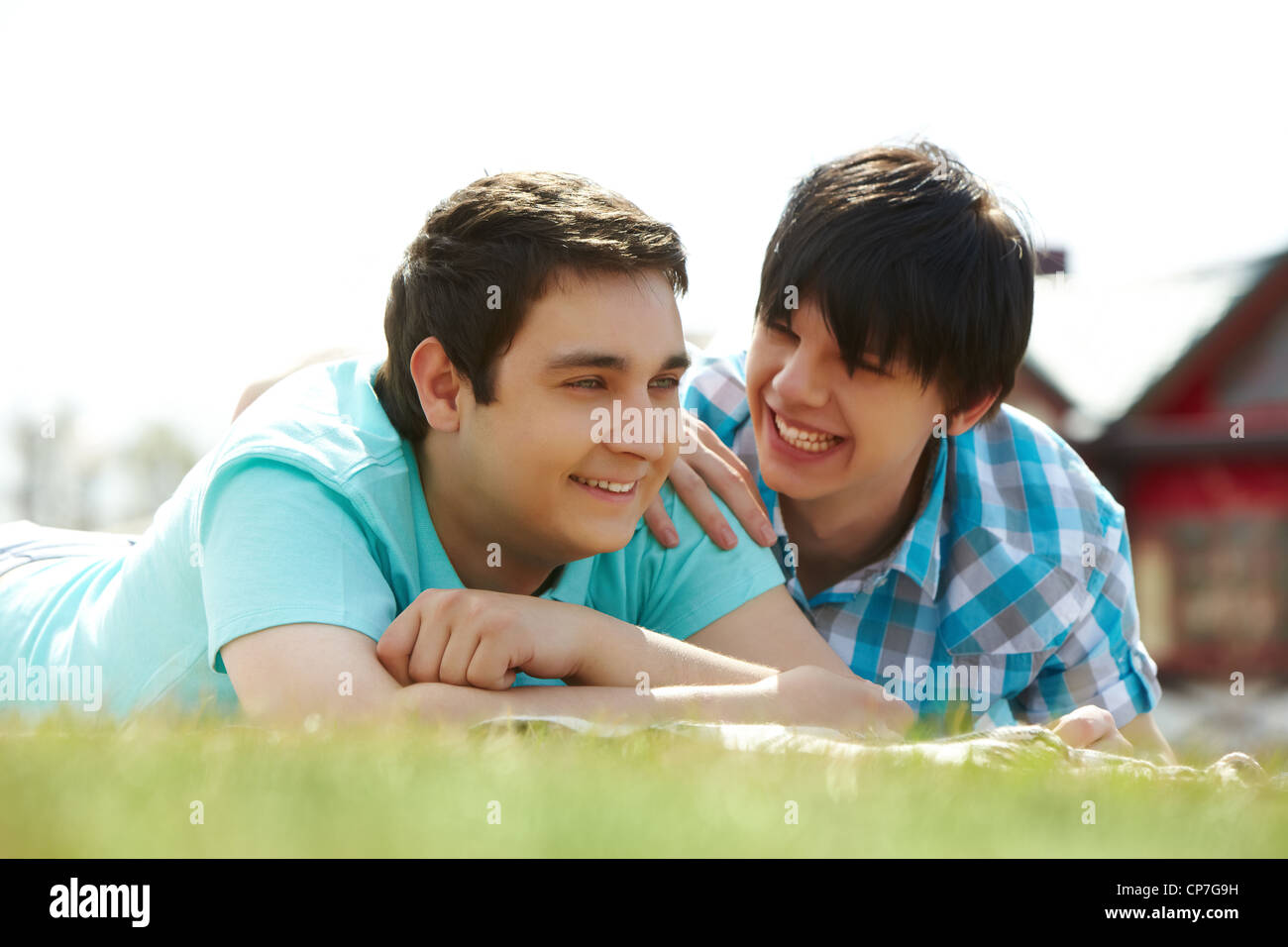 Gay lovers hi-res stock photography and images - Alamy
