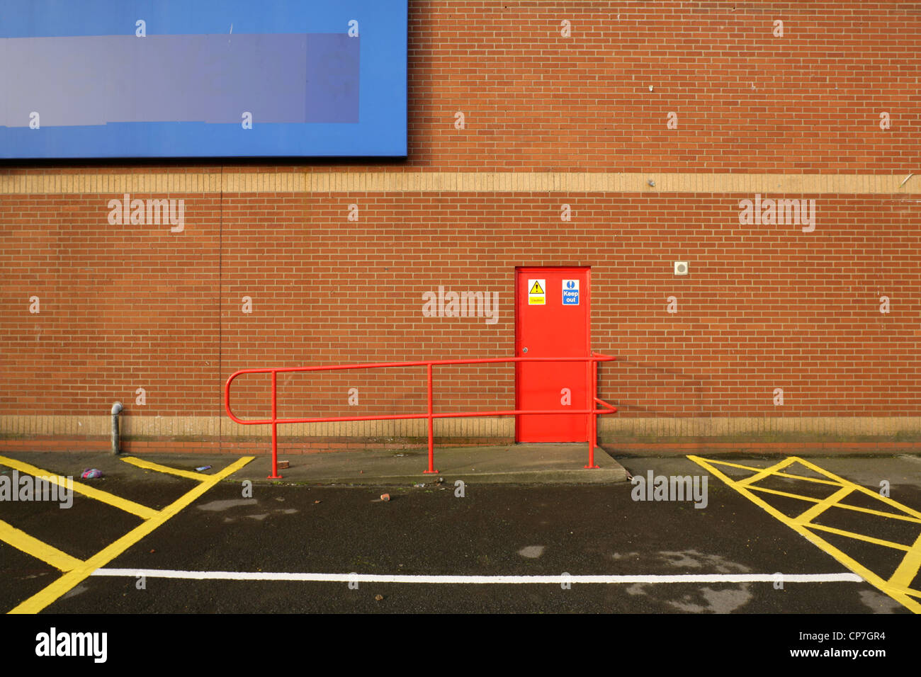 Firedoor hi-res stock photography and images - Alamy
