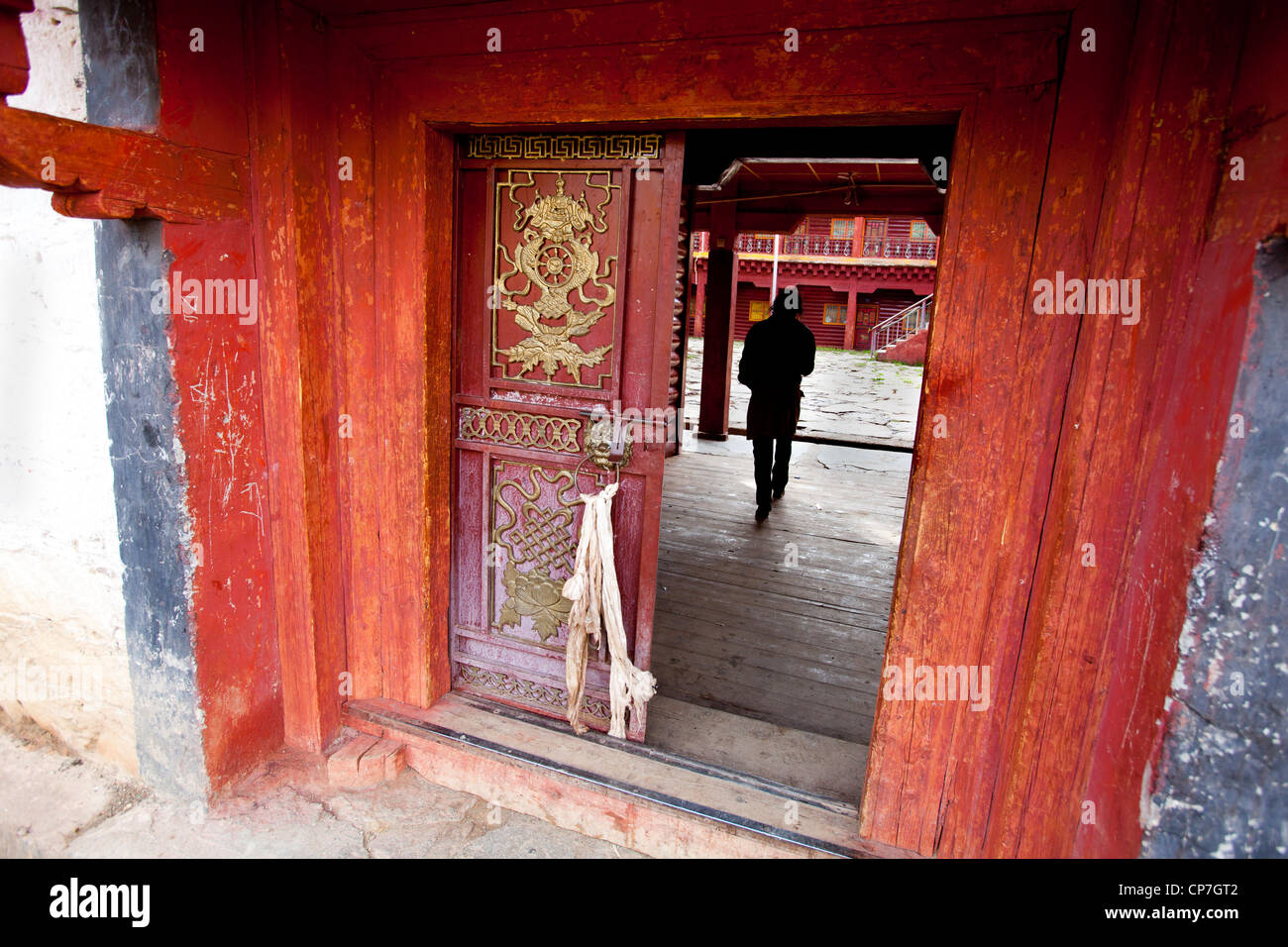 Door of monastery Litang western China Asia Stock Photo - Alamy