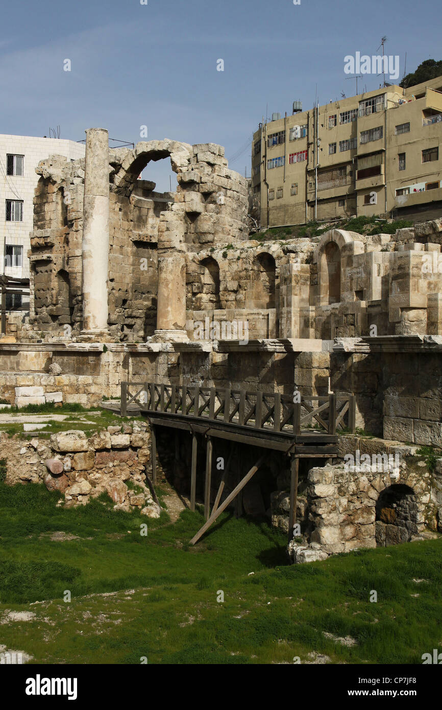The Nymphaeum in Amman. It was once the Roman chief fountain of the ...