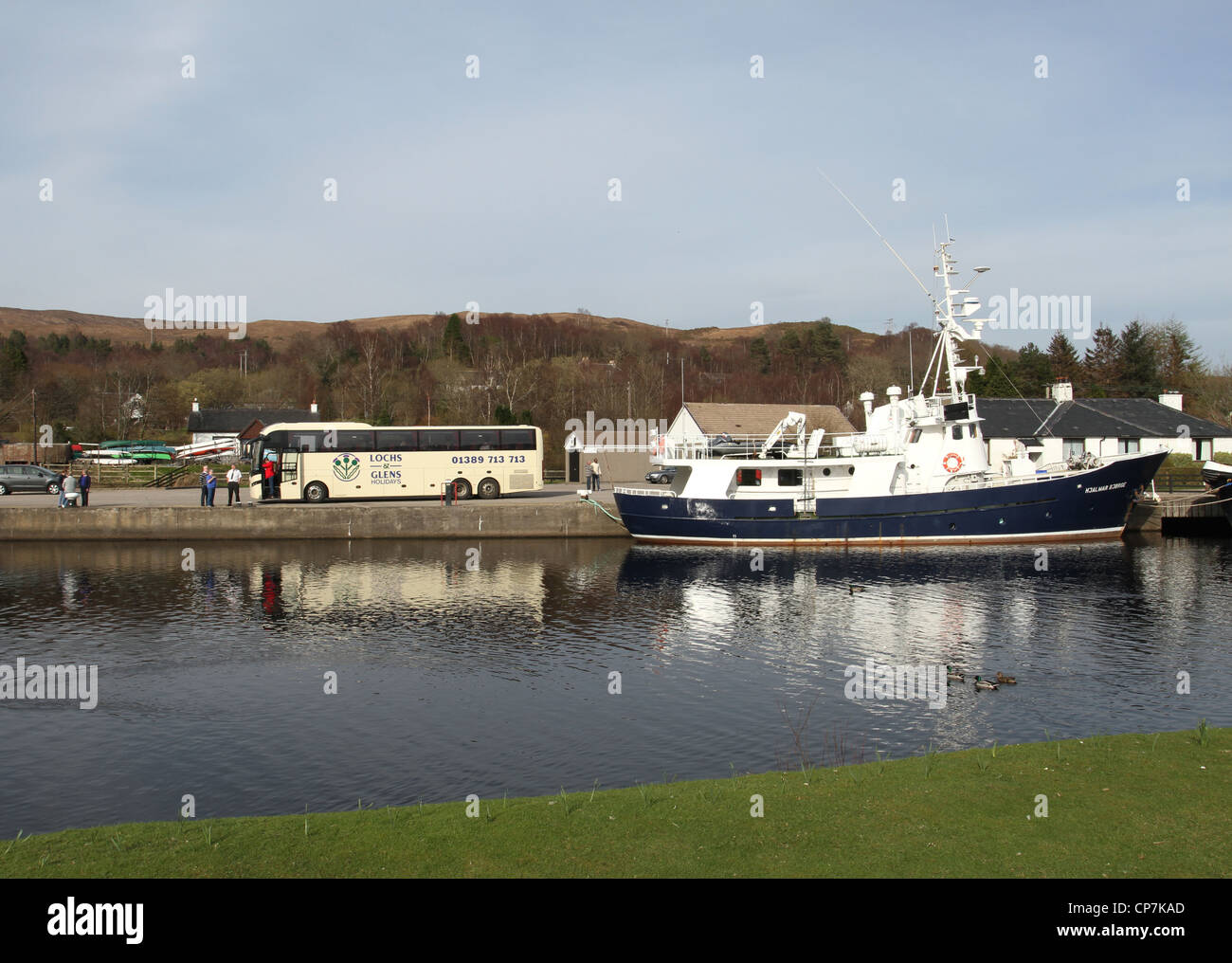 Caledonian bus hi-res stock photography and images - Alamy