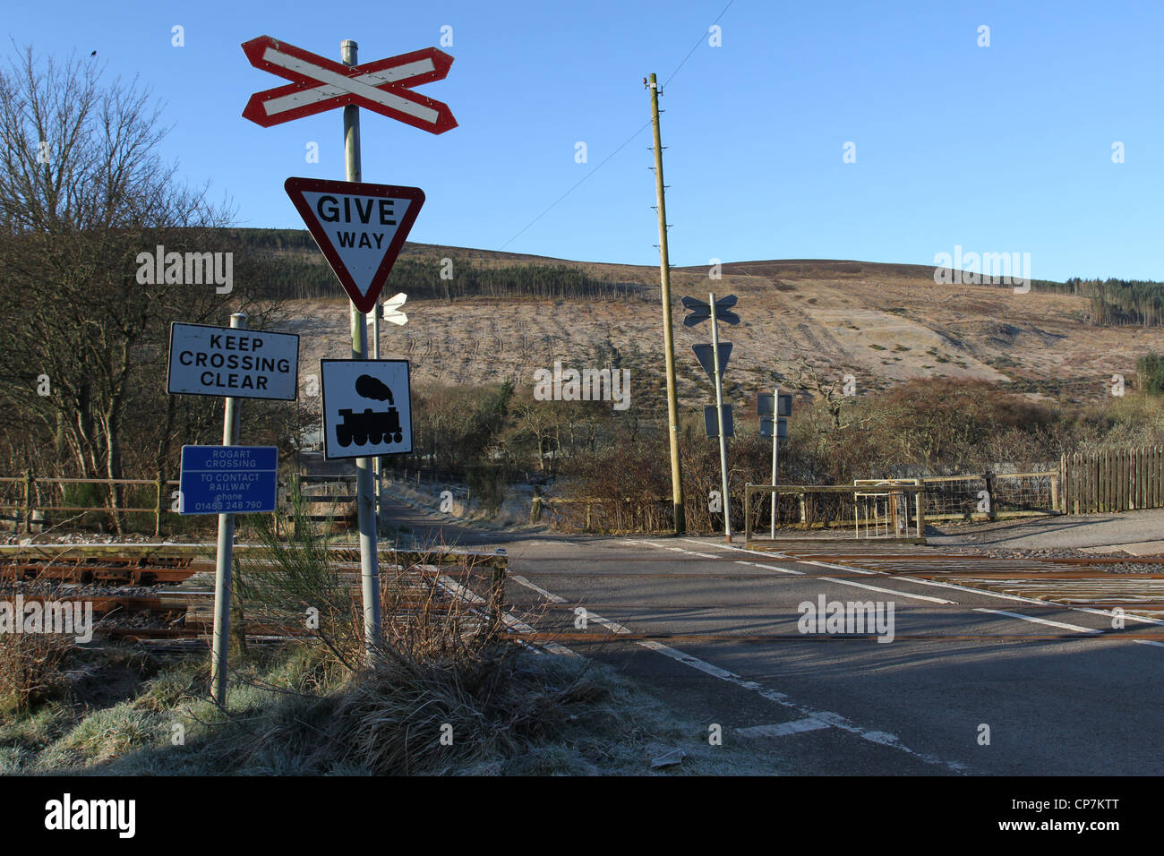 Level crossing scotland hi-res stock photography and images - Alamy