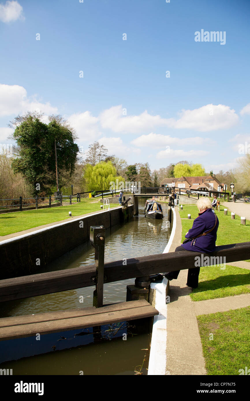 Open lock gates on a river hi-res stock photography and images - Alamy