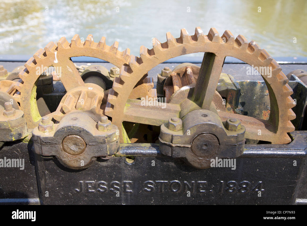 Pyrford Lock and the Wey Navigation Rack and Pinion sluice gear at ...