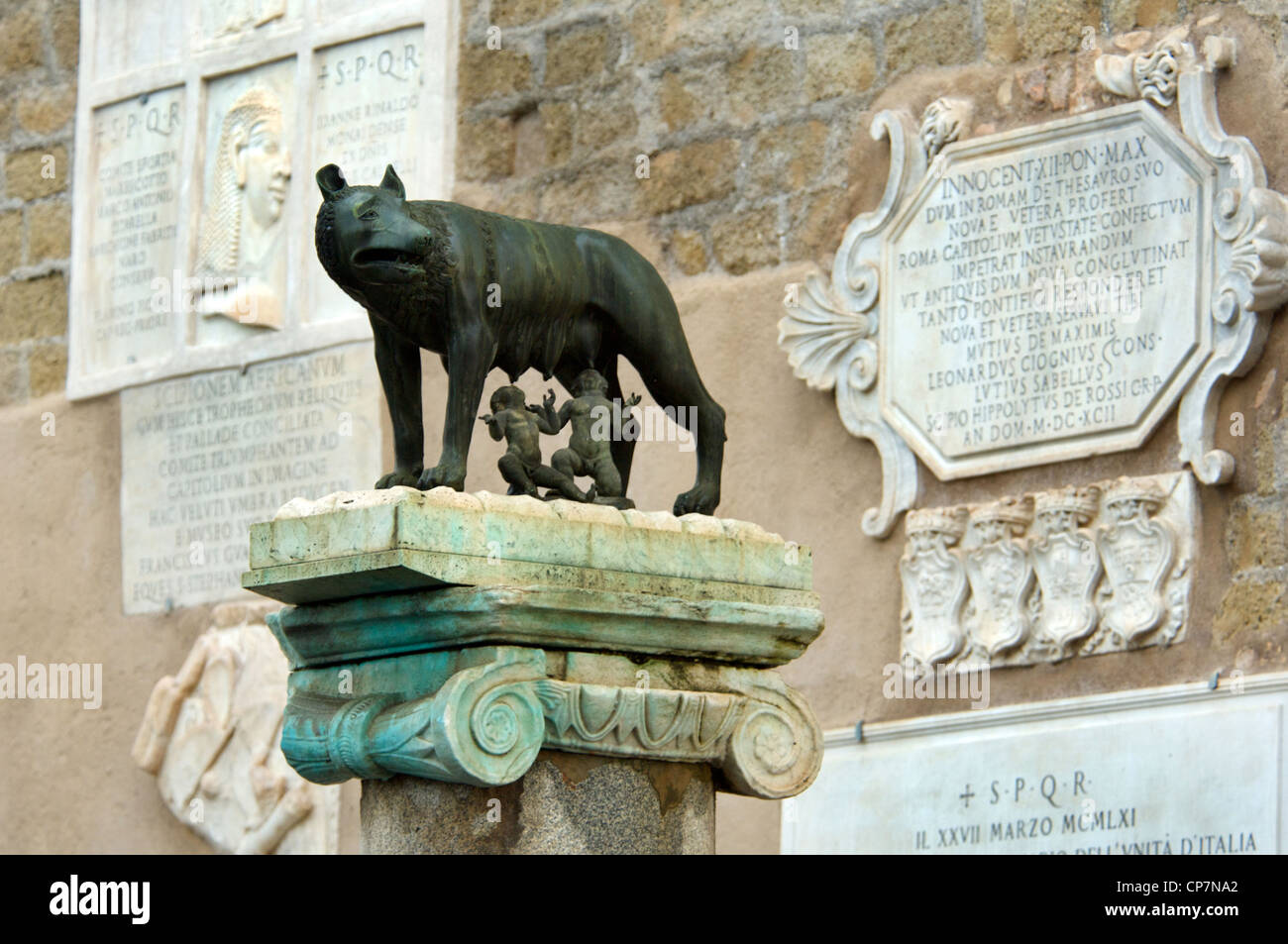 Symbol of rome hi-res stock photography and images - Alamy