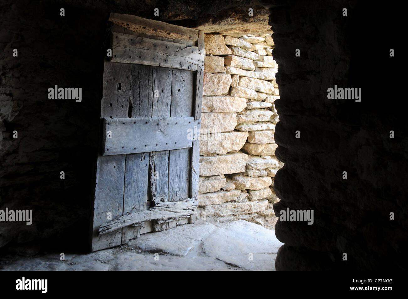 Wooden primitive home hi-res stock photography and images - Alamy