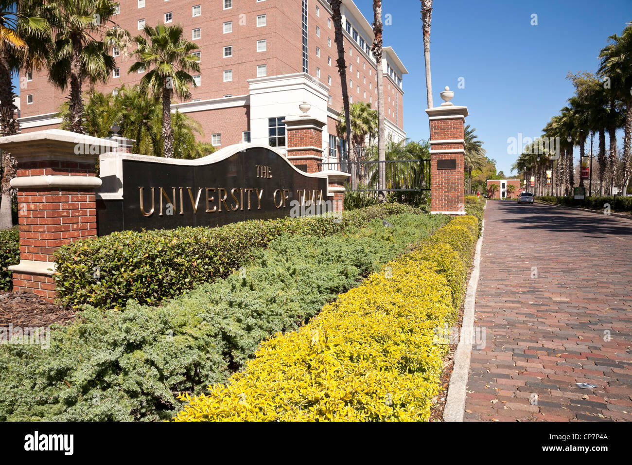 University of florida campus sign hi-res stock photography and images ...