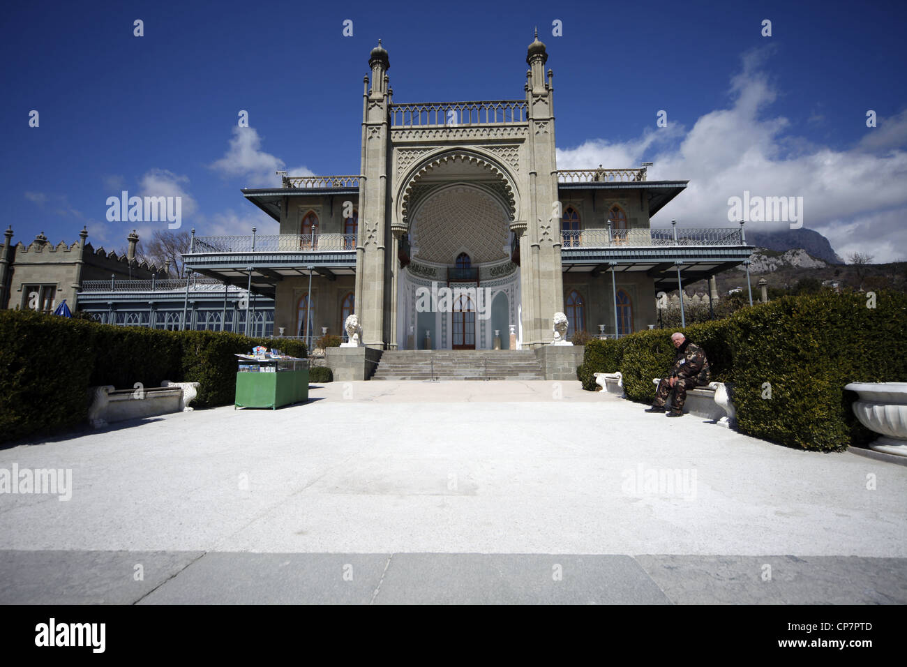 VORONTSOV PALACE ALUPKA CRIMEA UKRAINE 03 April 2012 Stock Photo - Alamy